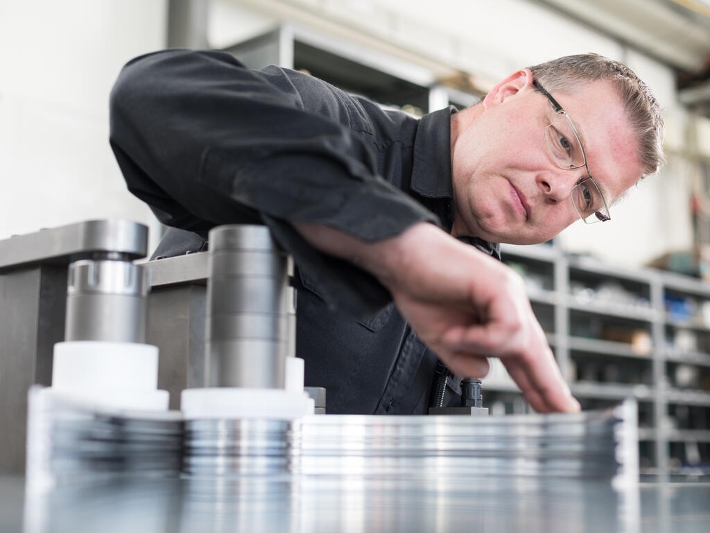 Boschert USA Services for PBT - consulting on machine structure ...