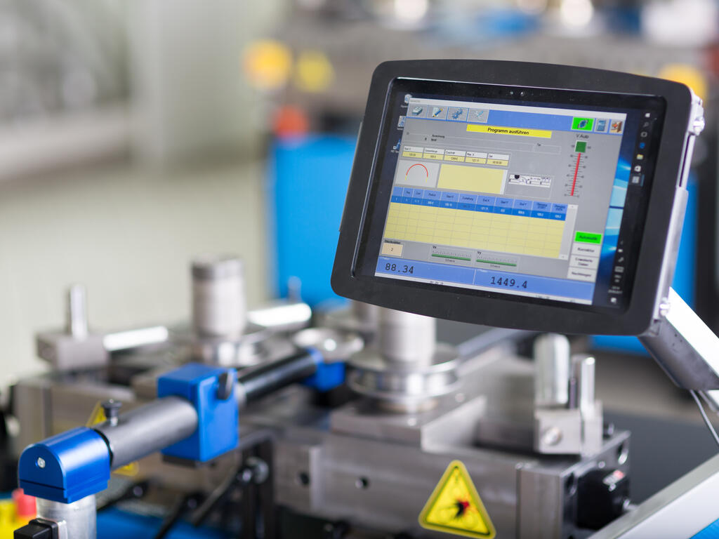 Profile bending machine control system Tablet350